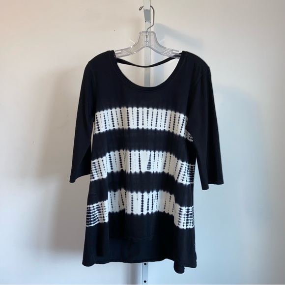 neon buddha | Tops | Neon Buddha Tunic Black White Tie Dye Pattern ...